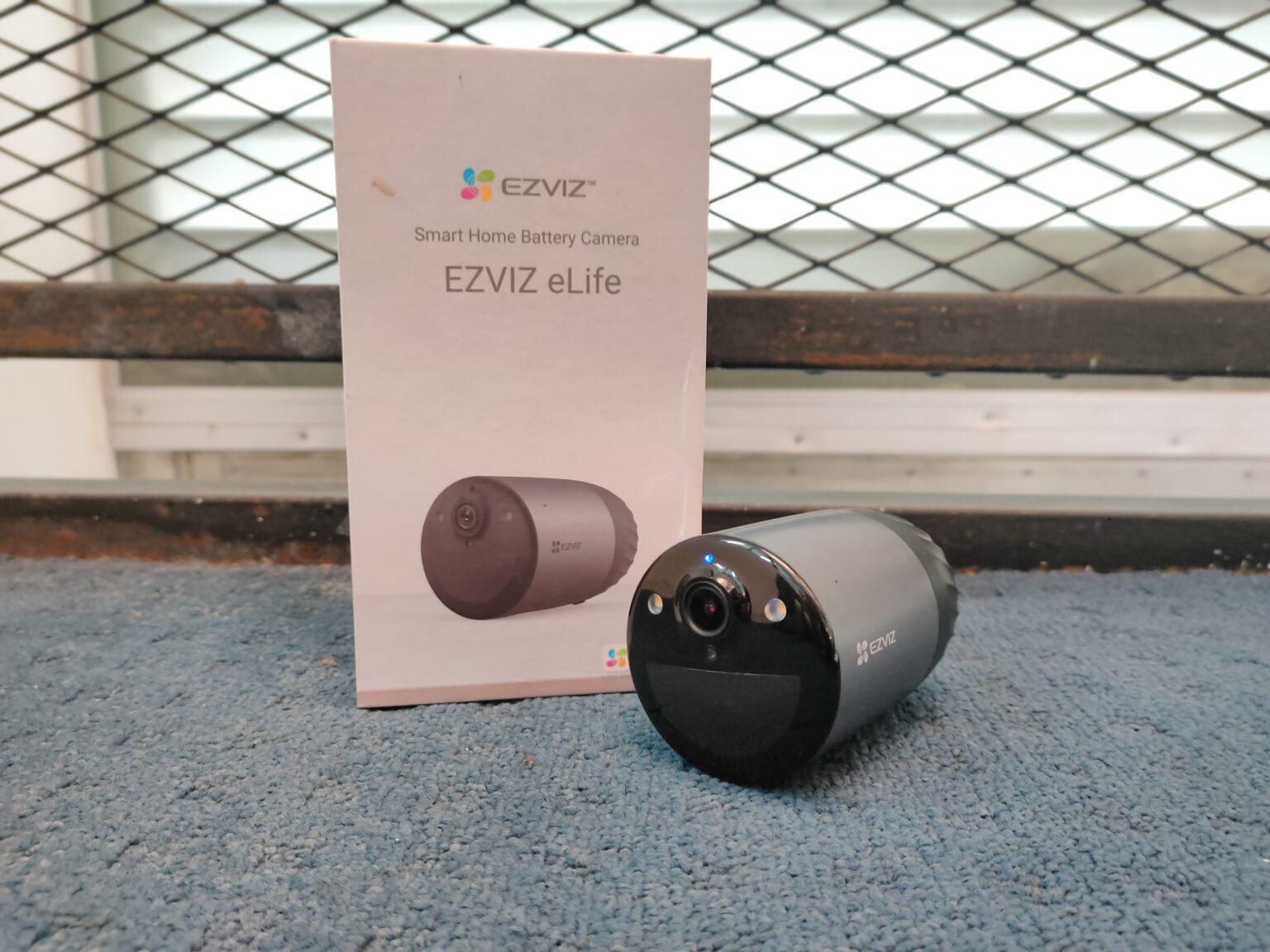 Review EZVIZ BC1C eLife dan Solar Charging Panel: Solusi Kamera Pengawas Pintar dan Hemat Biaya